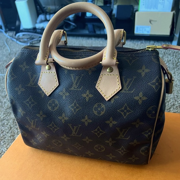 Louis Vuitton | Bags | Authentic Speedy 25 Great Condition | Poshmark